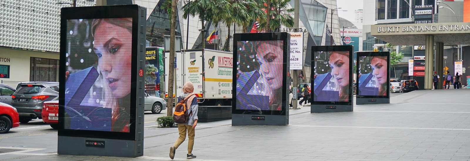 What is a Digital Poster? - True Impact Media